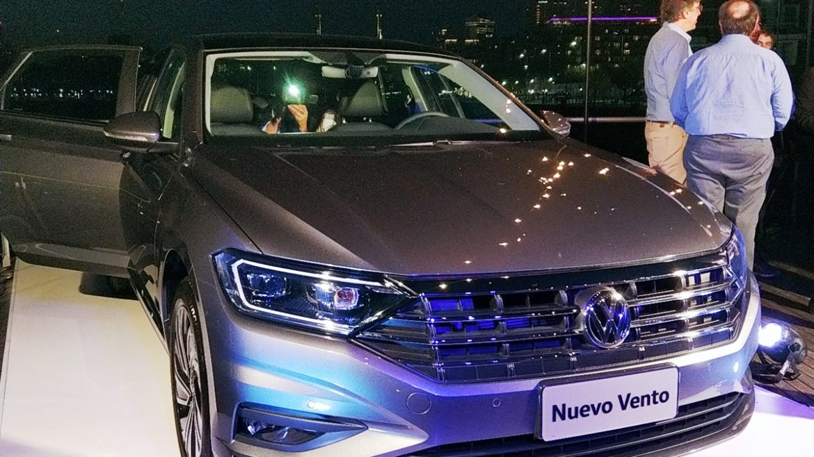 NUEVO VOLKSWAGEN VENTO - Detalles y Ficha Técnica