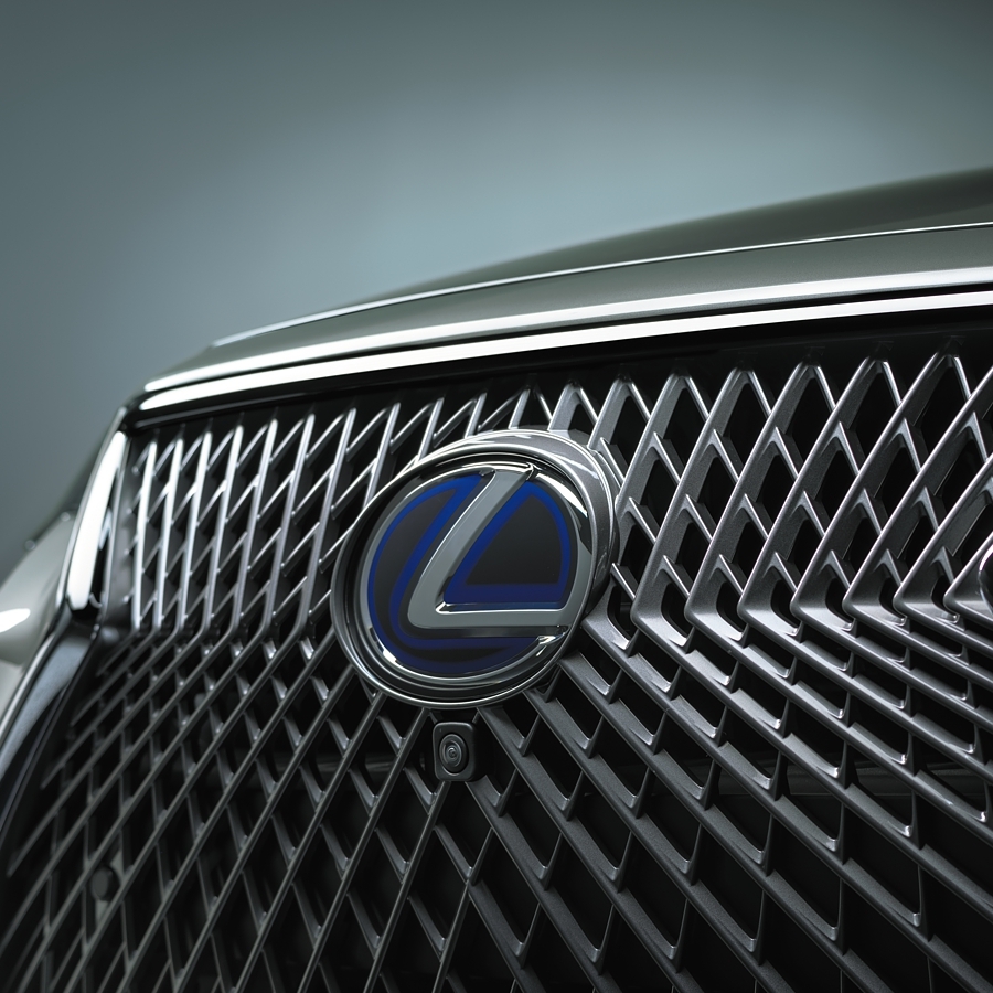 LEXUS - El lujo japones en vehículos ahora en Argentina