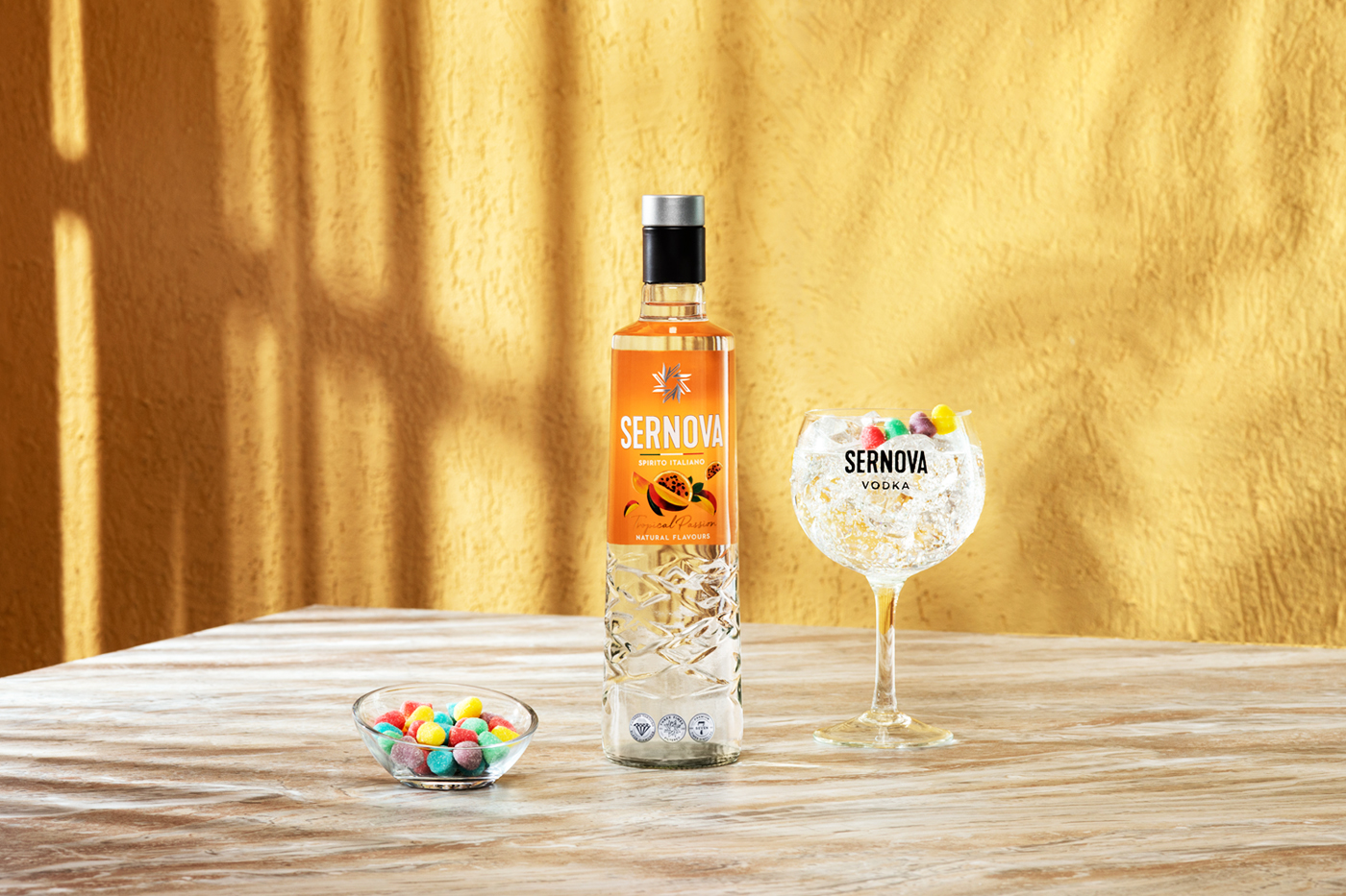 Nueva campaña de Sernova Vodka "Lo mejor de los veranos vive en Sernova ...